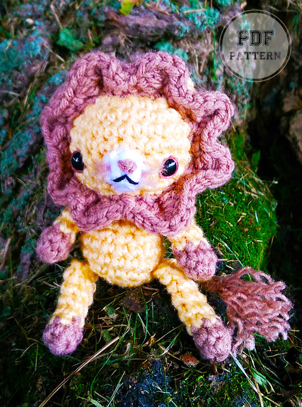 Crochet Lion Keychain Amigurumi PDF Pattern