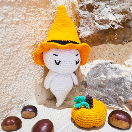 Amigurumi Ghost with Wizard Hat Free PDF Pattern