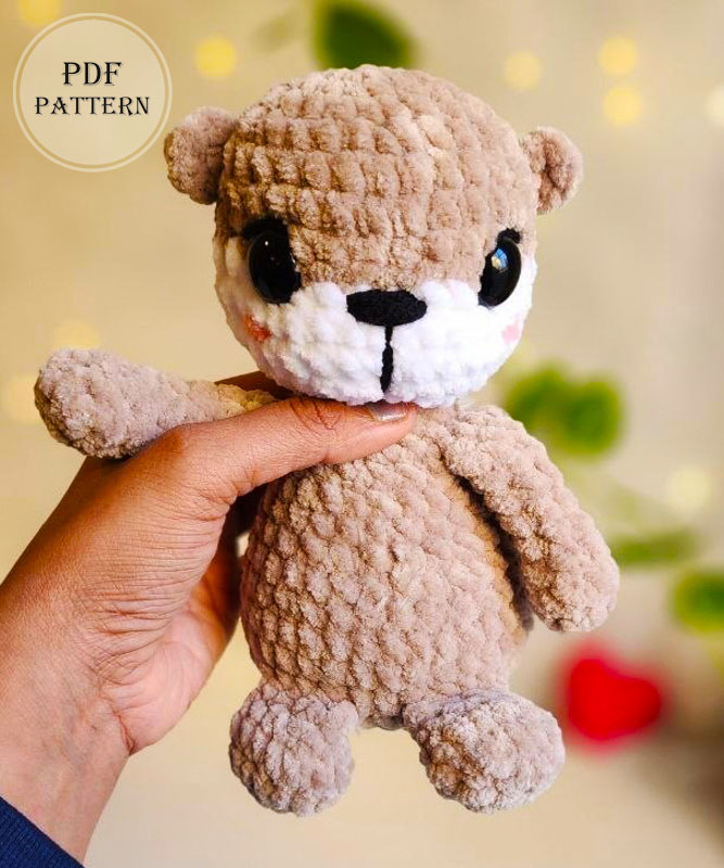Plush Baby Otter with Heart Amigurumi Pattern